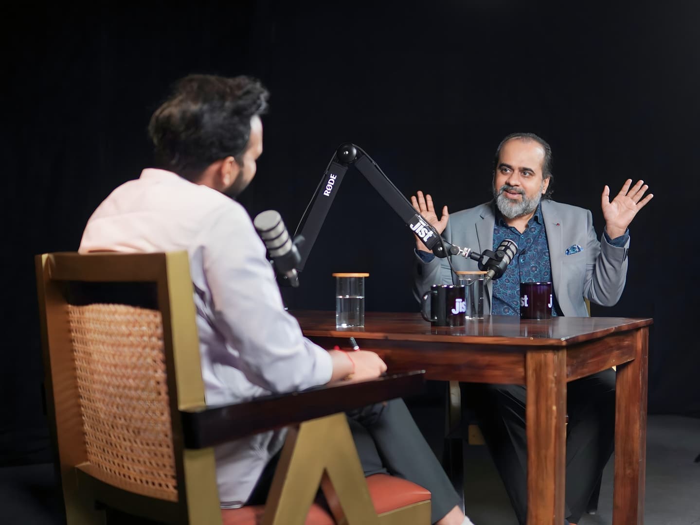 Glimpses from Acharya Prashant’s Sessions and Interactions