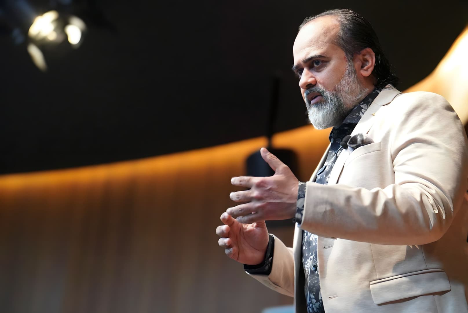 Glimpses from Acharya Prashant’s Sessions and Interactions